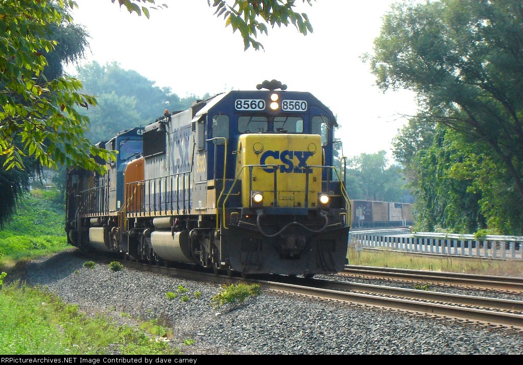 CSX 8560